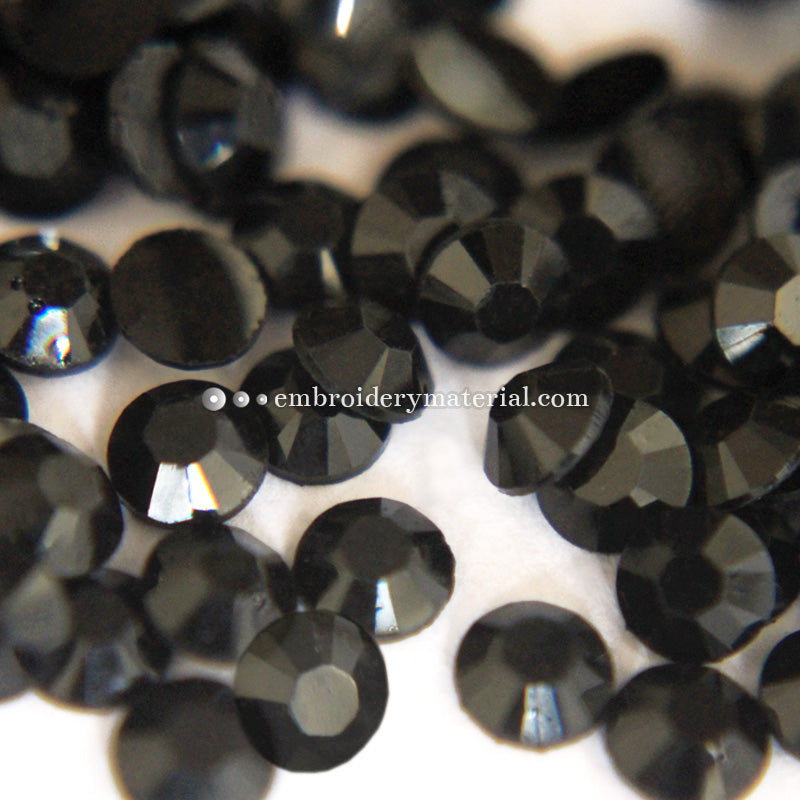 black colour acrylic rhinestone chatons to buy – embroiderymaterial.com